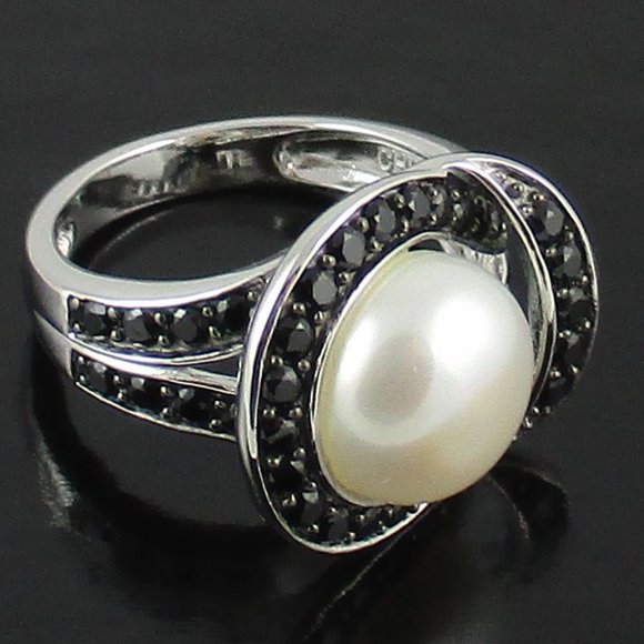 Honora | Jewelry | Honora White Cultured Pearl Black Spinel Ring | Poshmark